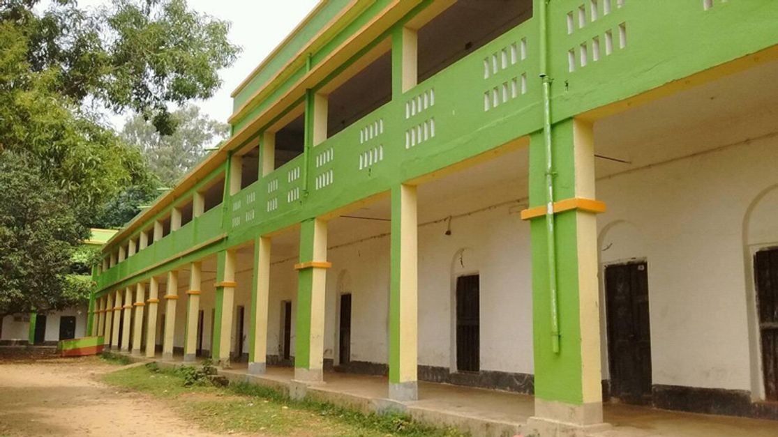 This 100-year-old Bengal school remains open on Sundays to continue its ...